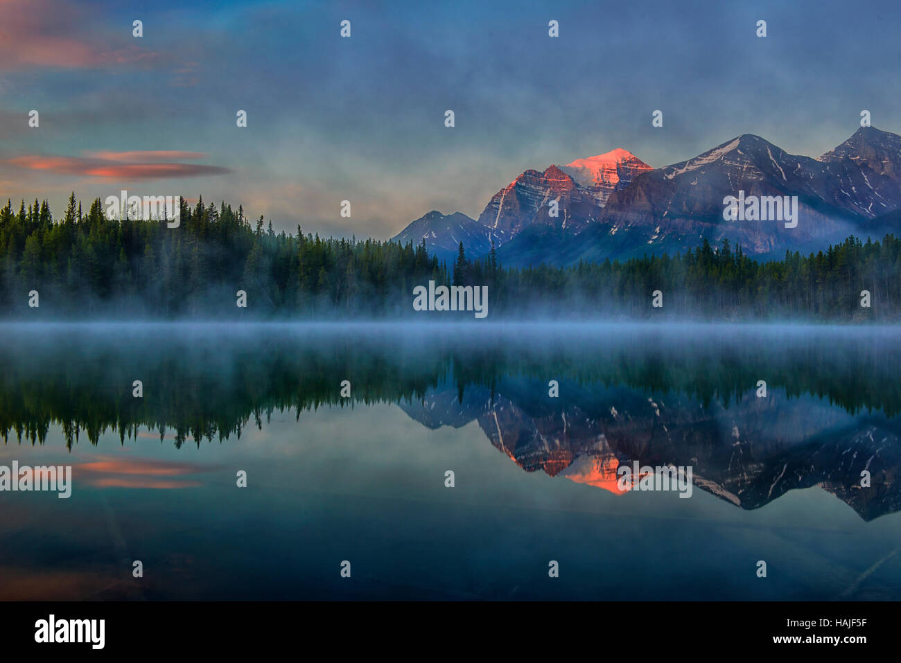 Herbert lake sunset banff national hi-res stock photography and images ...