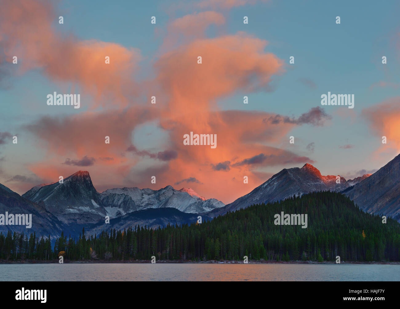 Sunrise at Upper Kananaskis Lake Stock Photo - Alamy Sunrise at Upper Kananaskis Lake Stock Photo - Alamy