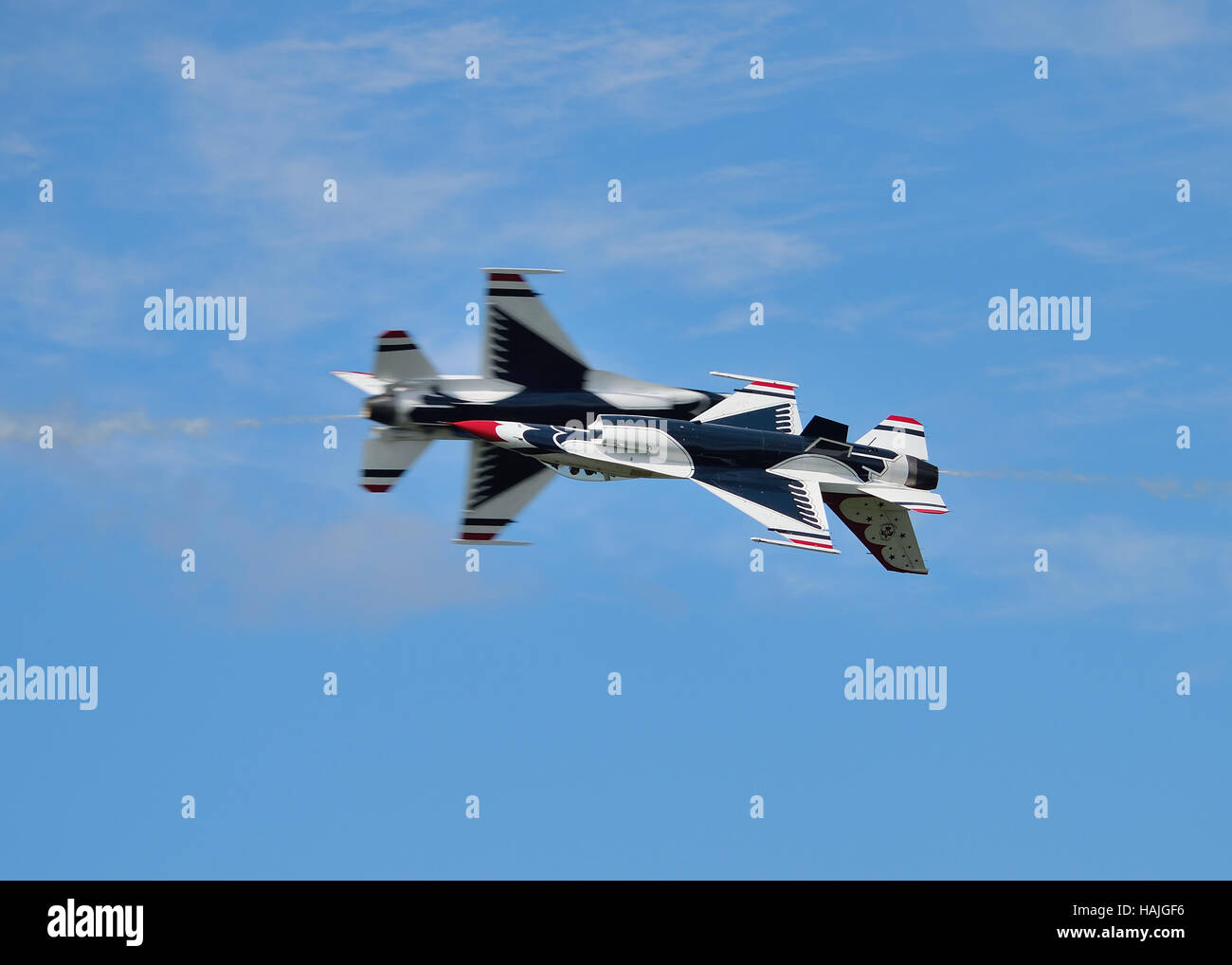 USAF Thunderbirds perform knife edge pass at the New York Air Show ...