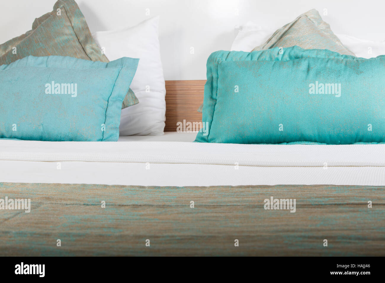 Interior of a double bed hotel room Stock Photo - Alamy