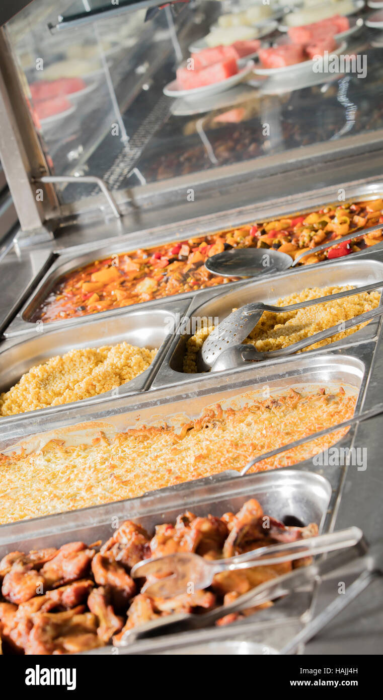 chef standing behind full lunch service station Stock Photo - Alamy