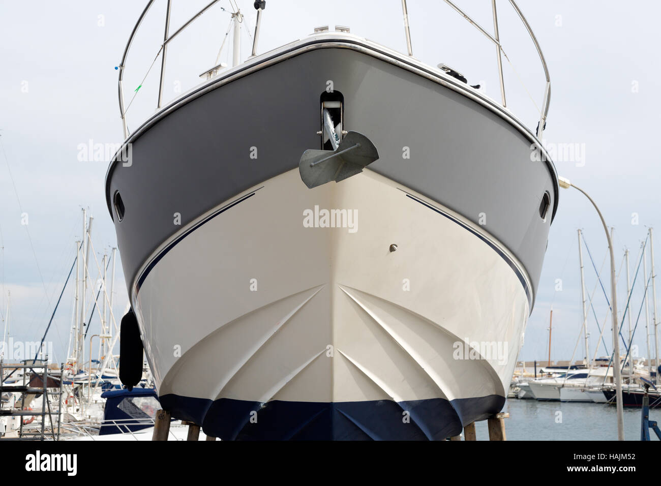 Dock front view hi-res stock photography and images - Alamy