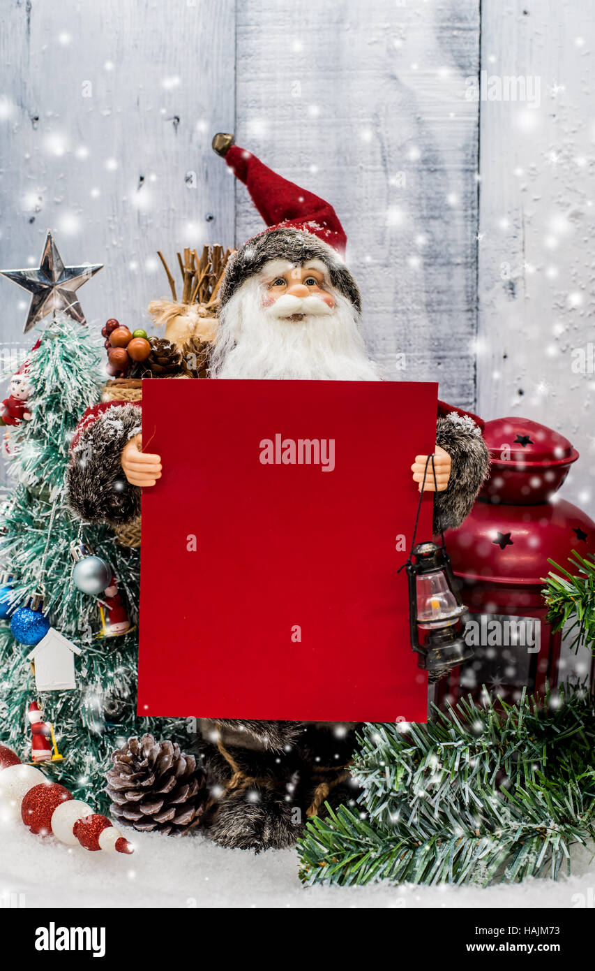 Santa with price tag, Christmas on sale and discount sign Stock Photo ...