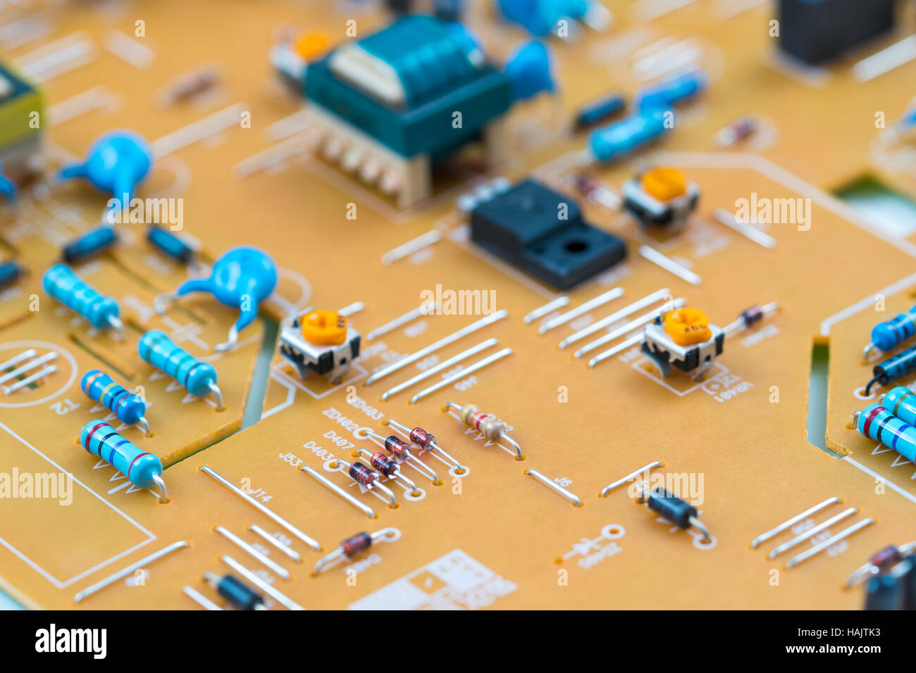 Electronic components hi-res stock photography and images - Alamy