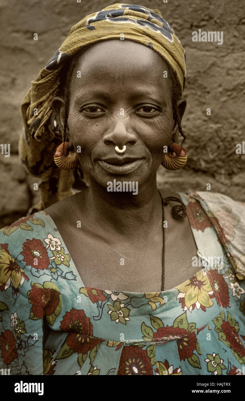 Peul woman mali africa High Resolution Stock Photography and Images - Alamy