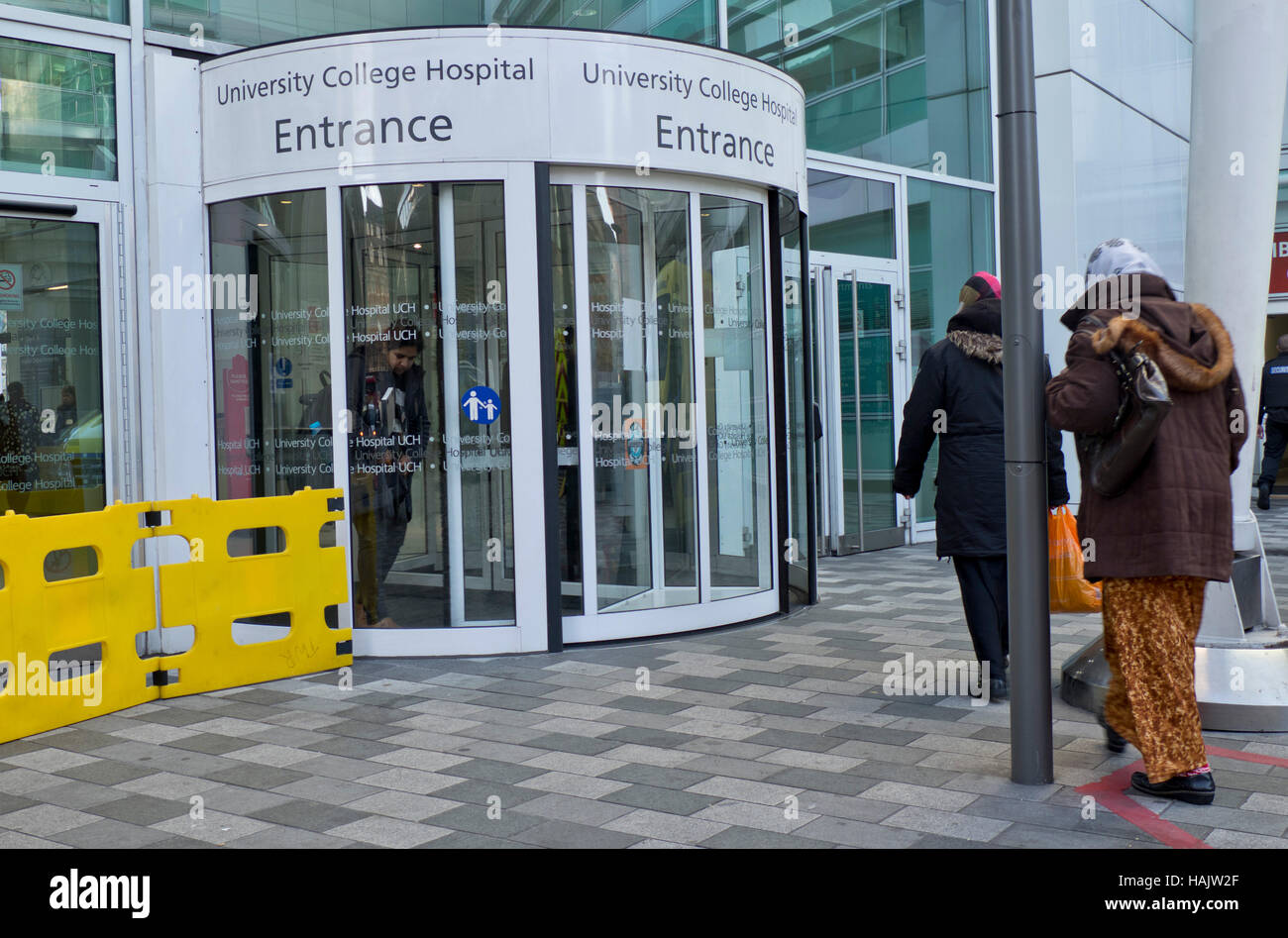 Visitors and patients at University College Hospital,London,UK Stock ...