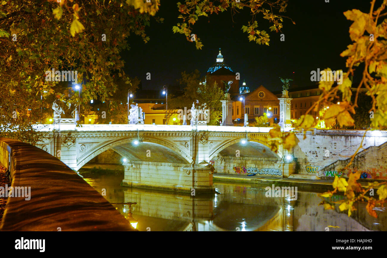 The illuminated bridges over River Tiber in Rome - great night view ...