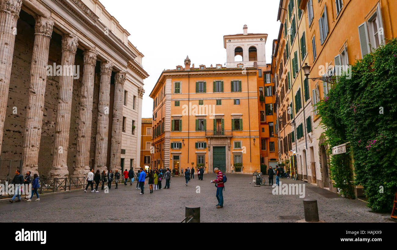 The historic city center of Rome with Pantheon Stock Photo - Alamy