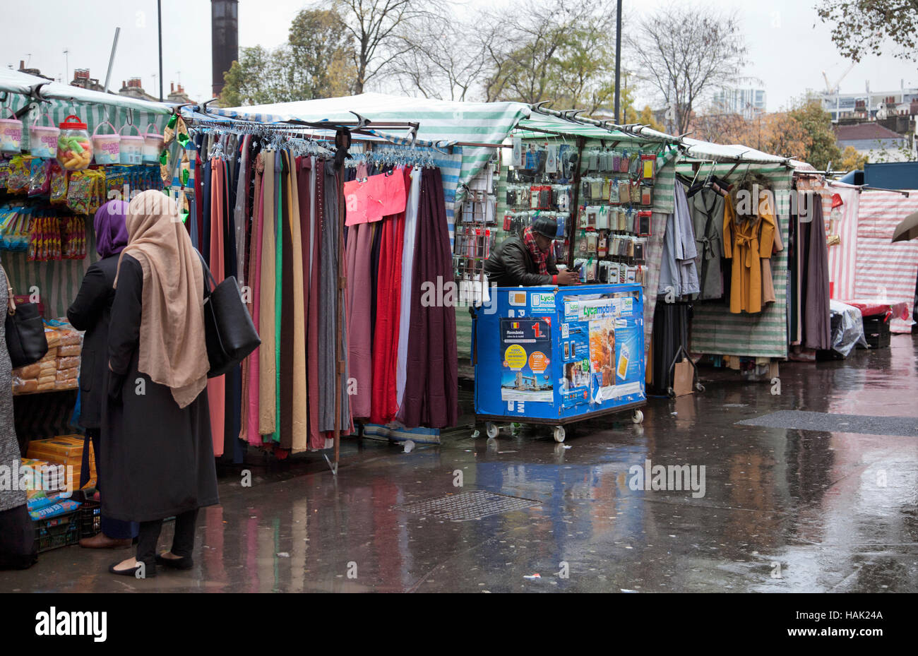 Whitechapel Market in East End - London UK Stock Photo: 127037914 - Alamy