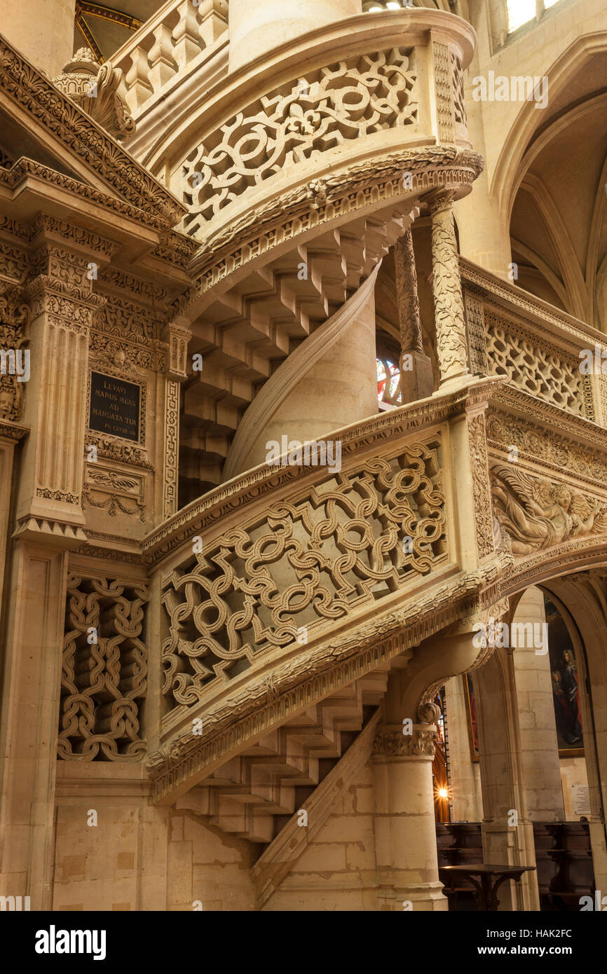 Parisian, staircase, interior hi-res stock photography and images - Alamy