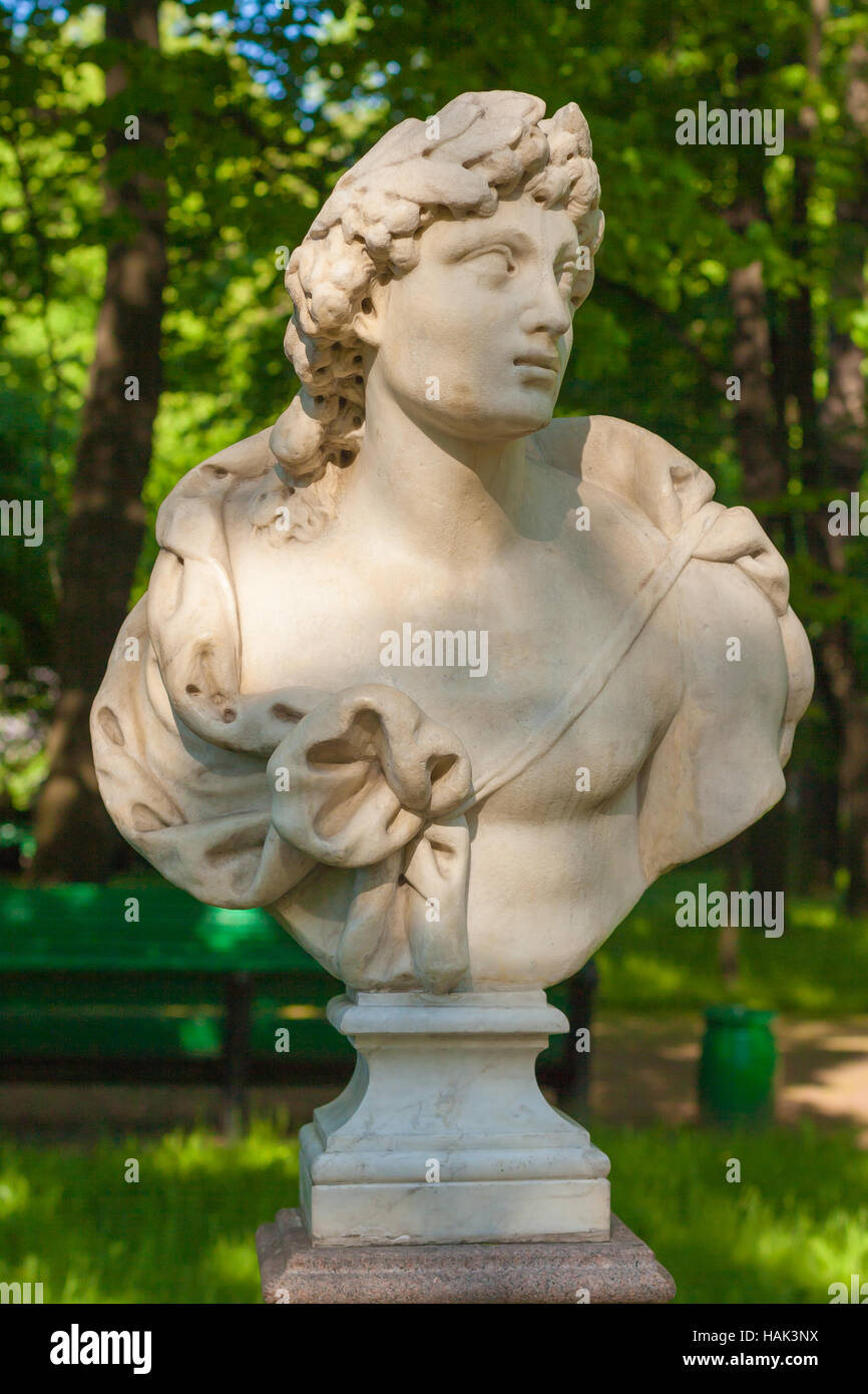 Bust of apollo hi-res stock photography and images - Alamy