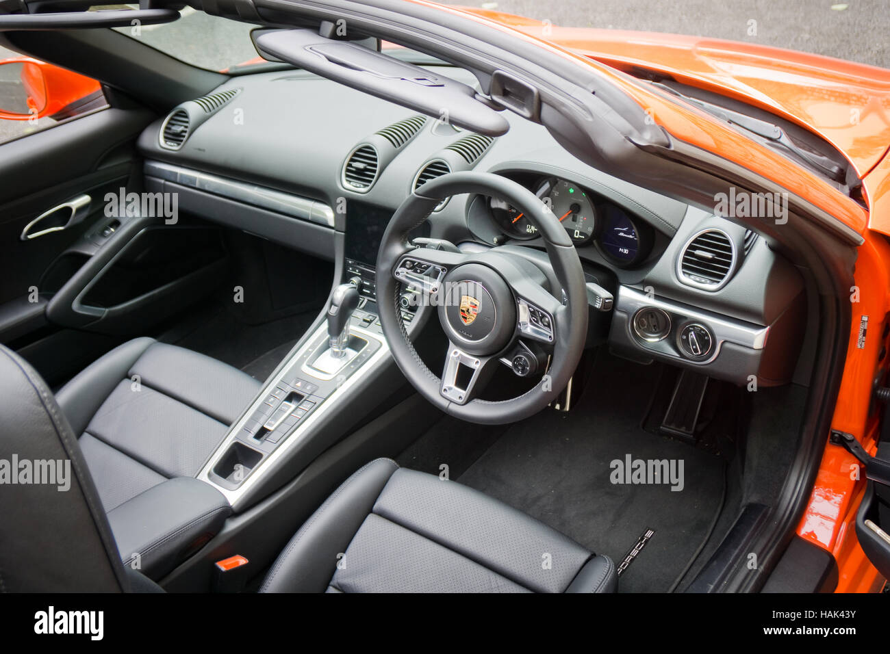 Porsche 718 interior hi-res stock photography and images - Alamy