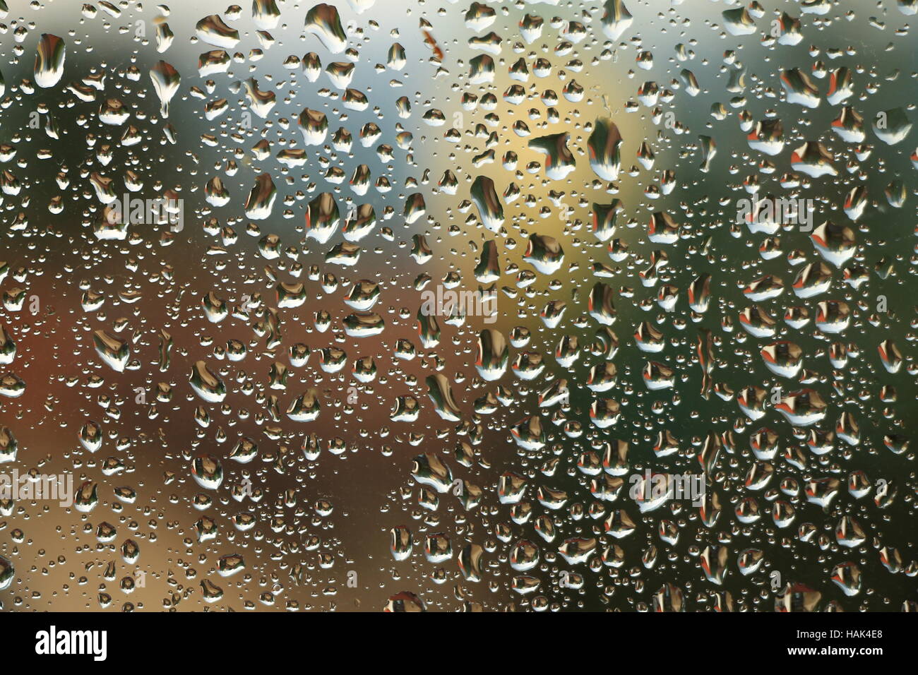 Rain on glass window building hi-res stock photography and images - Alamy