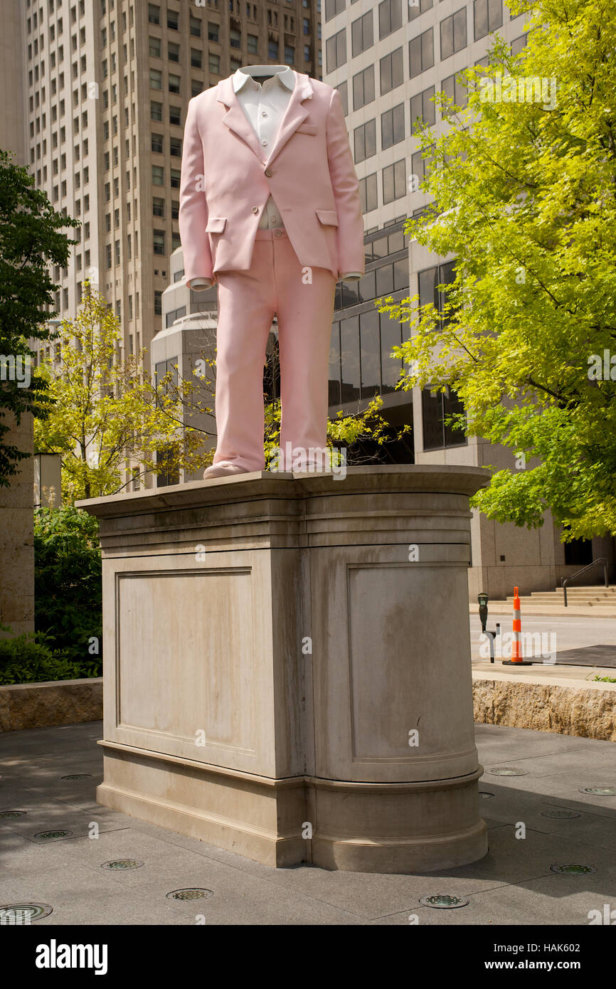 Headless tourist hi-res stock photography and images - Alamy