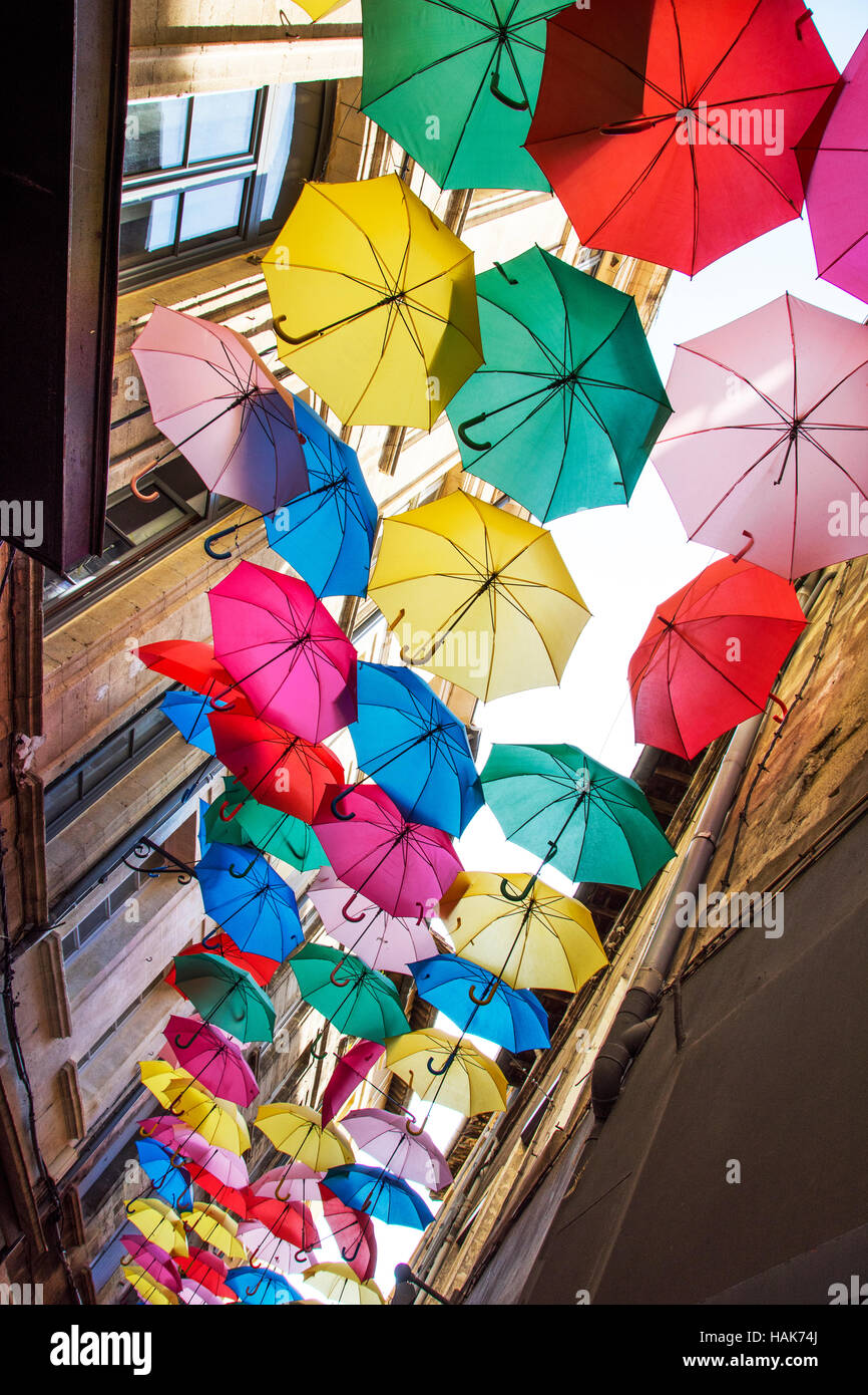 Multiple umbrellas hi-res stock photography and images - Alamy