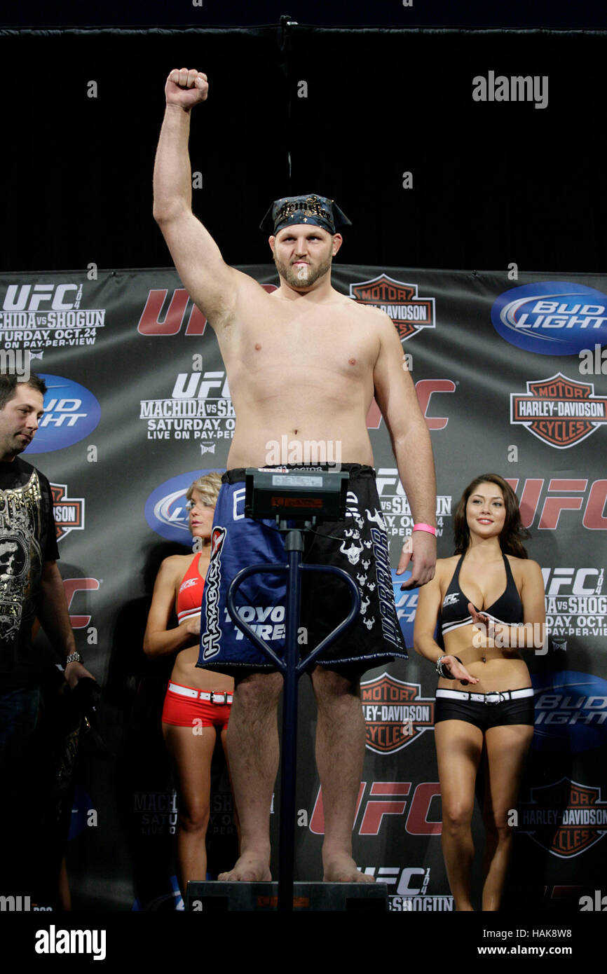 Ben Rothwell at the UFC 104 Weigh-Ins in Los Angeles, California on ...