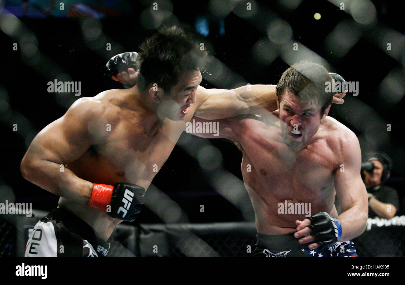 Chael Sonnen, right, fights Yushin Okami at UFC 104 at the Staples ...