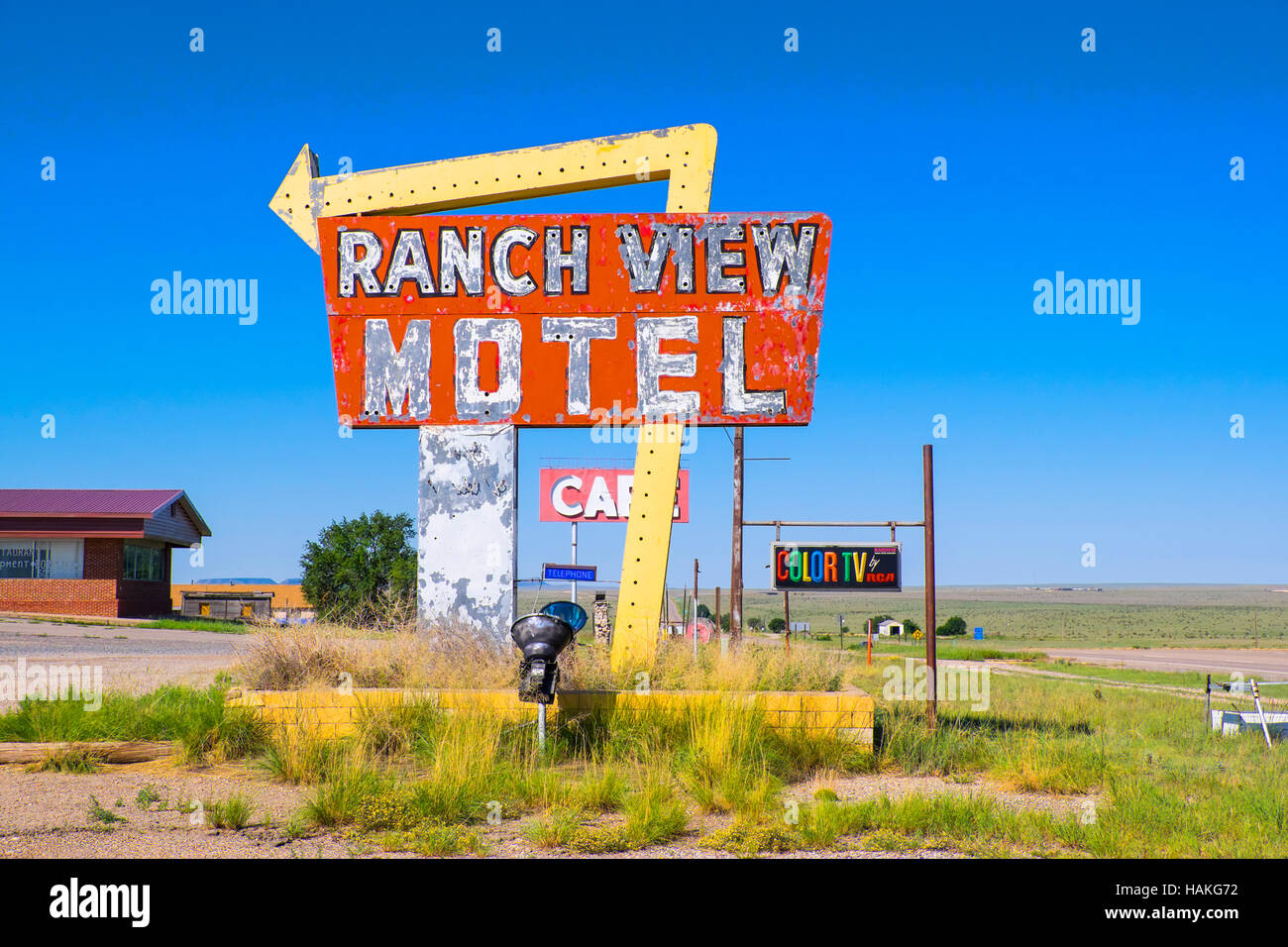 Vintage motel sign hi-res stock photography and images - Alamy