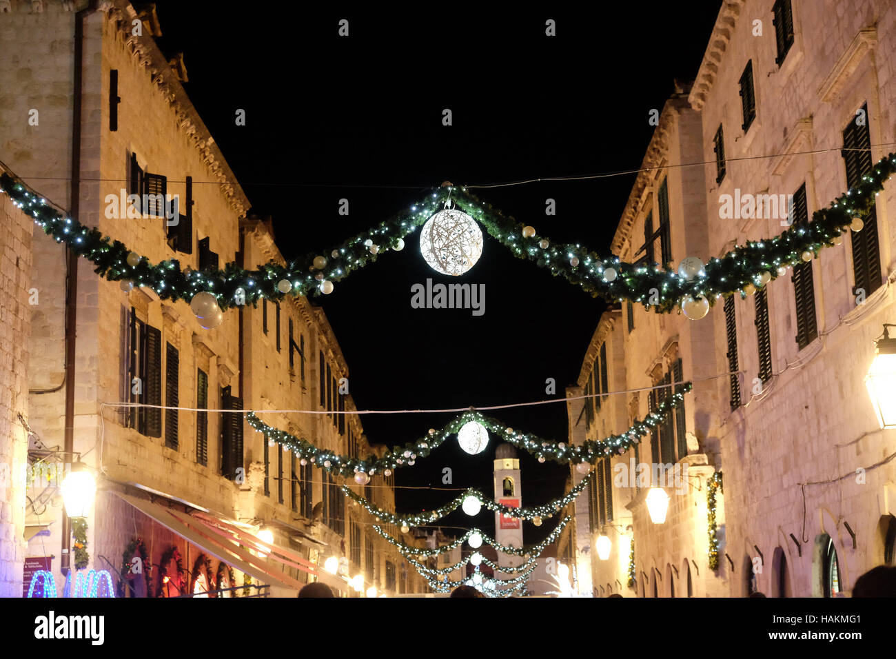 Christmas decorated homes hi-res stock photography and images - Alamy
