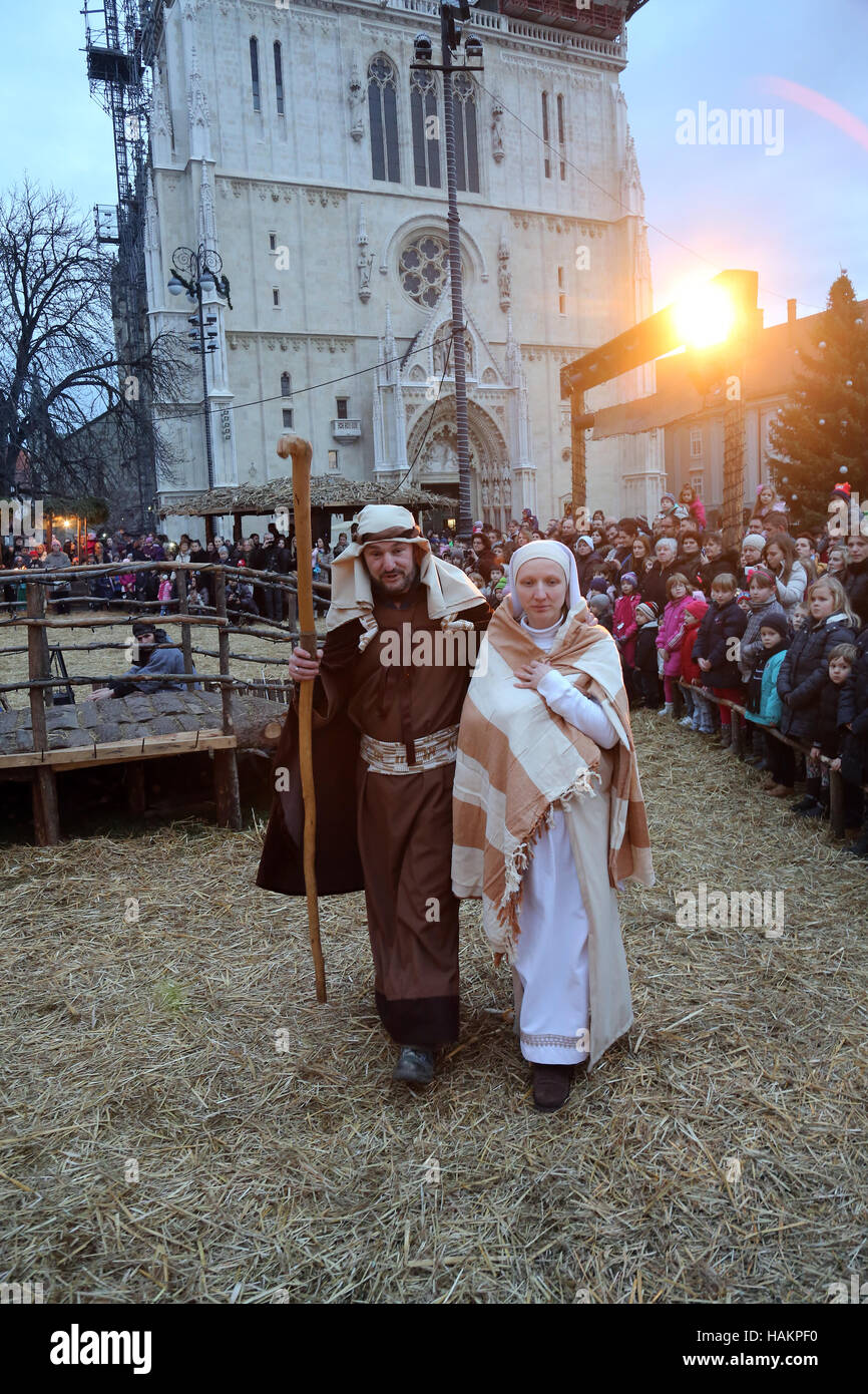 Live Christmas nativity scene in Zagreb, Croatia Stock Photo - Alamy