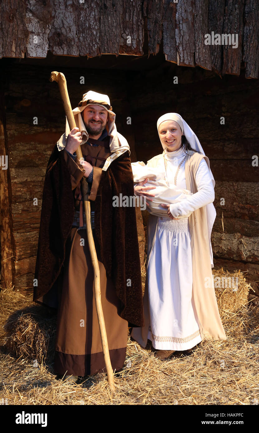 Live Christmas nativity scene in Zagreb, Croatia Stock Photo - Alamy