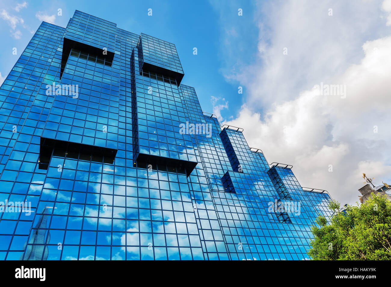 Northern and shell building hi-res stock photography and images - Alamy