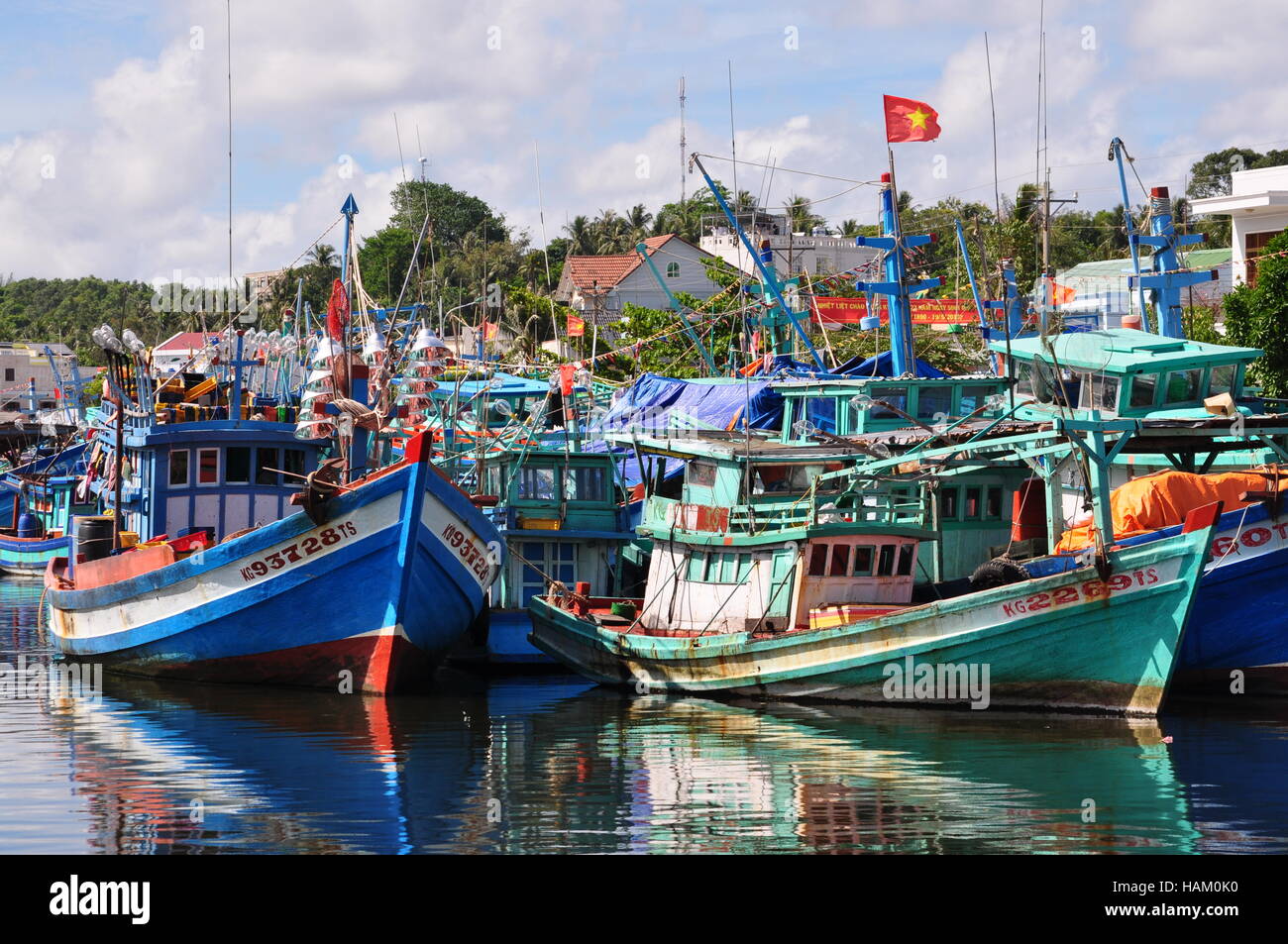 Fishing boats on Duong Dong river, Phu Quoc, Vietnam Stock Photo - Alamy