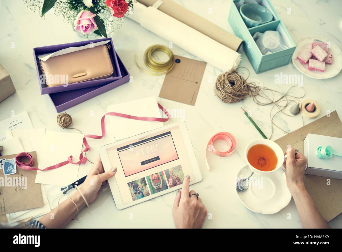 Shopping Internet Digital Connection Networking Concept Stock Photo - Alamy