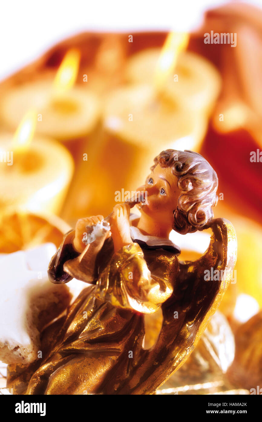 Putto golden angel hi-res stock photography and images - Alamy