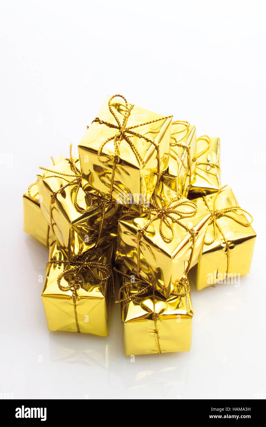 Parcels cut outs hi-res stock photography and images - Alamy