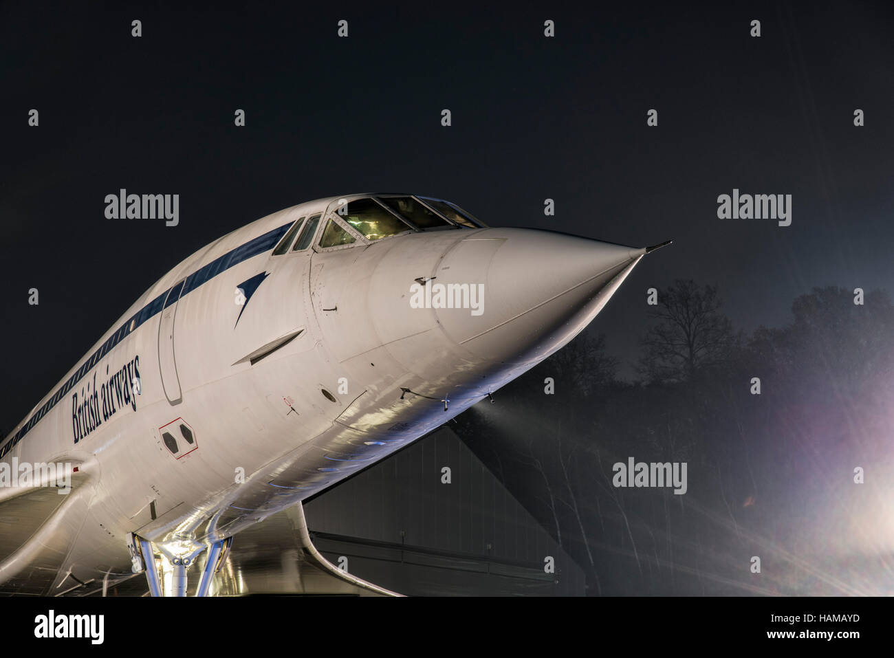 Concorde cockpit hi-res stock photography and images - Alamy