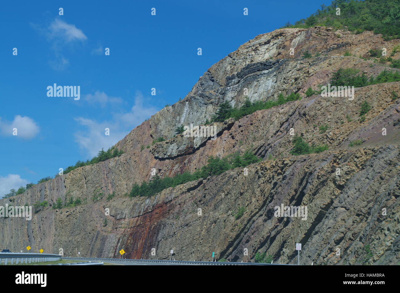 Side of a mountain hi-res stock photography and images - Alamy
