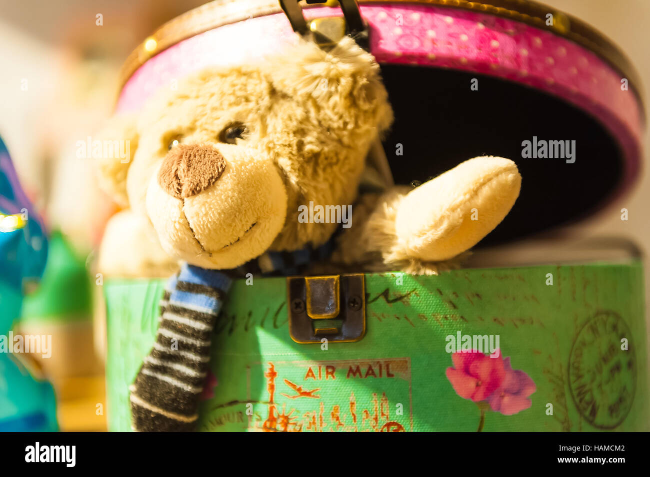 Present in box toy hi-res stock photography and images - Alamy