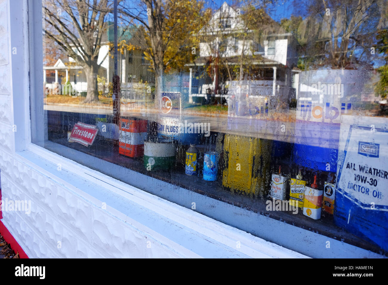 Automobilia hi-res stock photography and images - Alamy