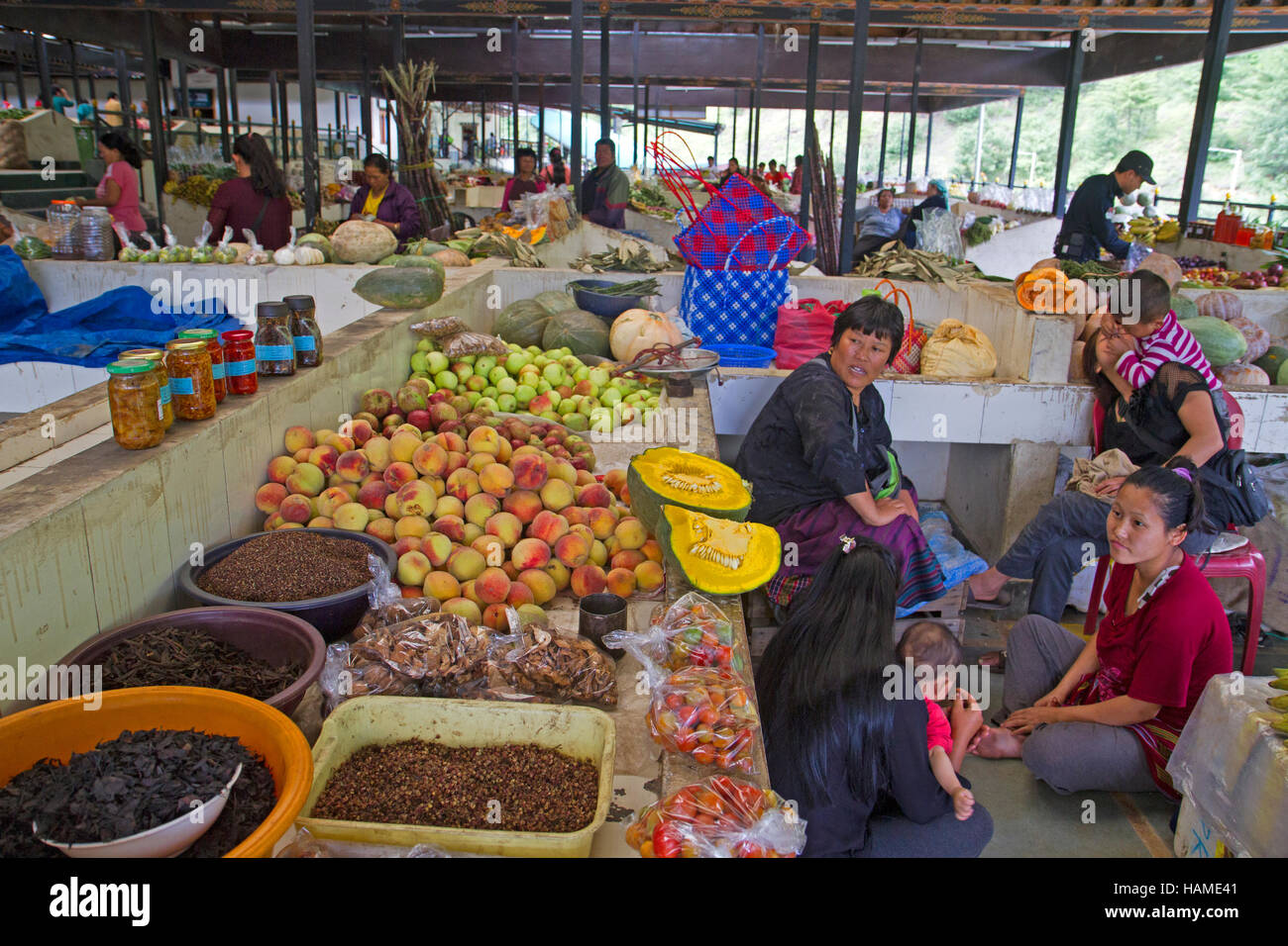 The Weekend Market in Thimphu Stock Photo - Alamy