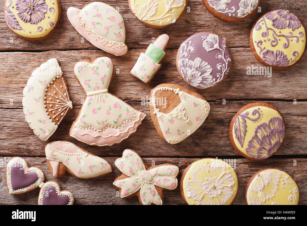 Gingerbread girl pattern hi-res stock photography and images - Alamy