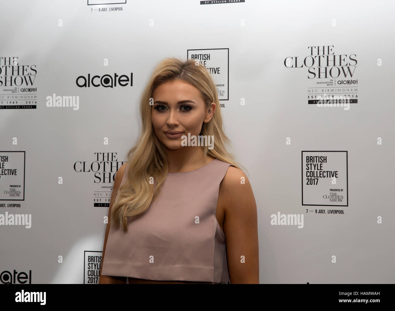 Birmingham, UK. 2nd Dec, 2016. Fashion blogger Sarah Ashcroft attends ...