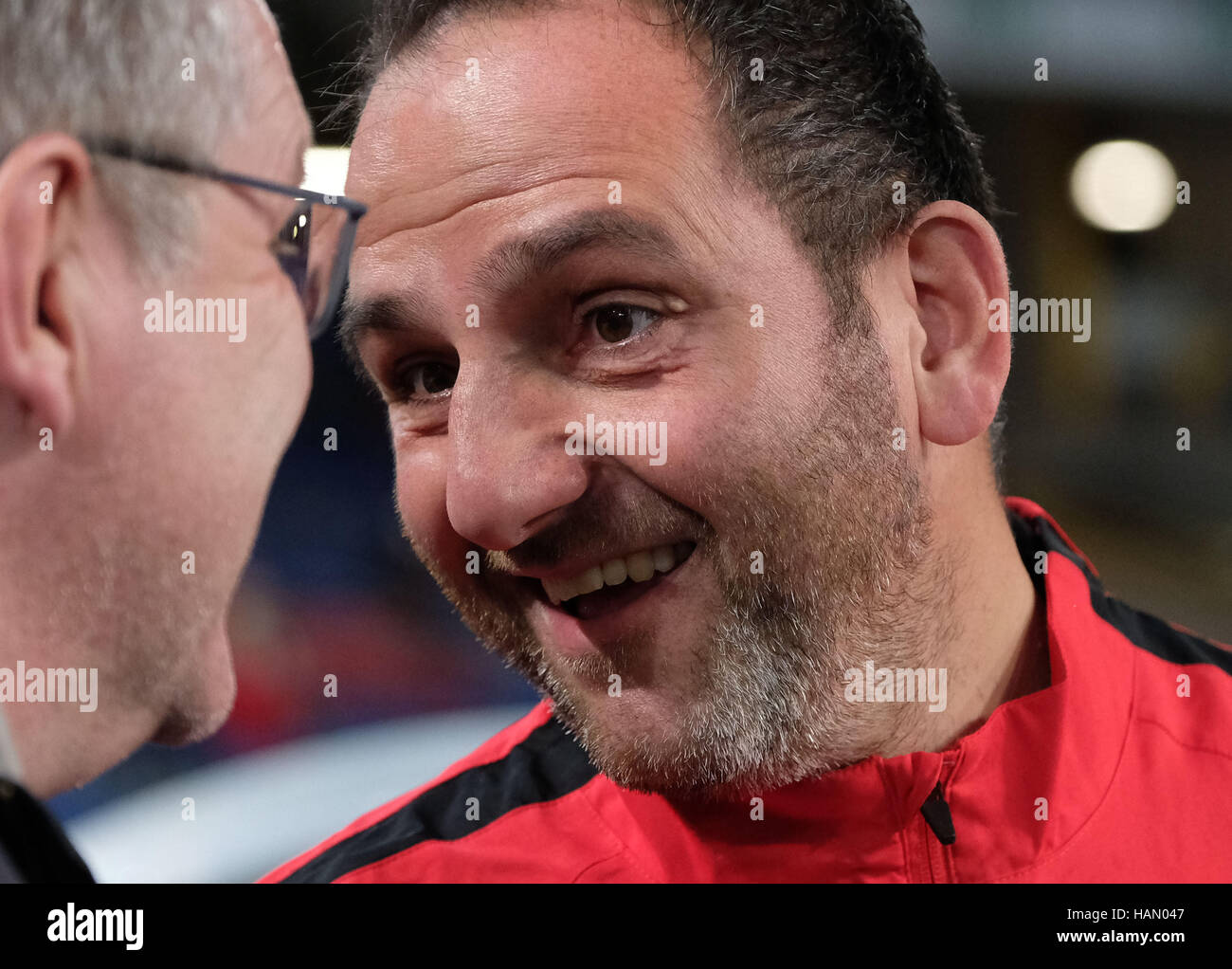 Hanover, Germany. 2nd Dec, 2016. Heidenheim's headcoach Frank Schmidt ...