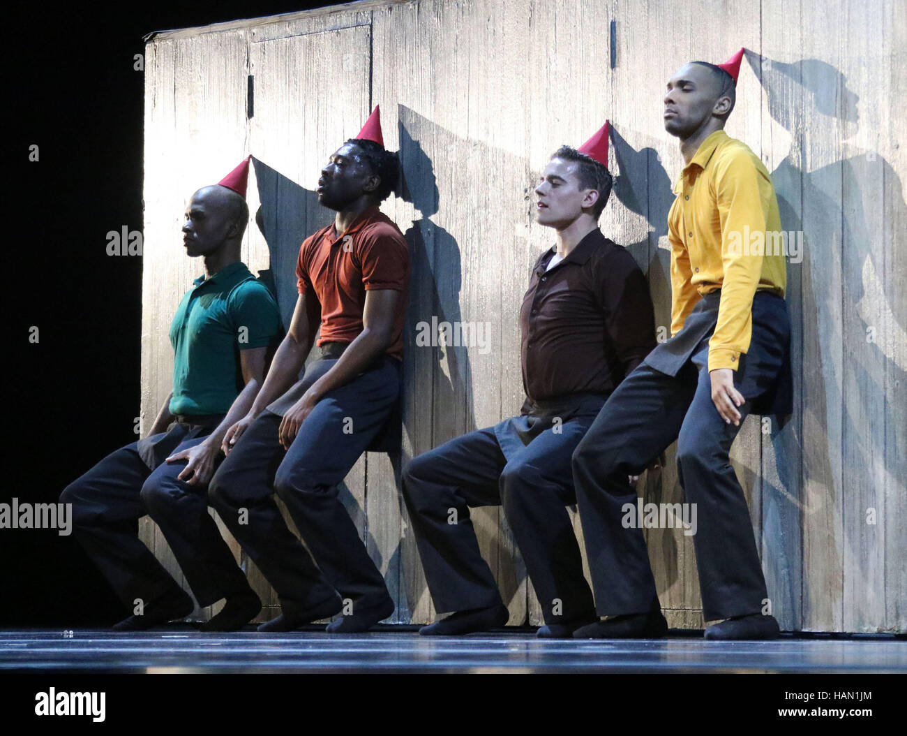 Alvin ailey dancers walking mad hi-res stock photography and images - Alamy