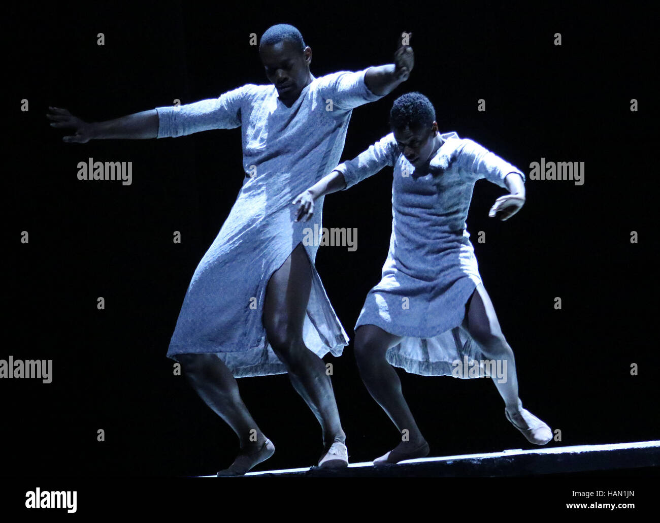 New York, USA. 2nd Dec, 2016. Dancers from the Alvin Ailey American ...
