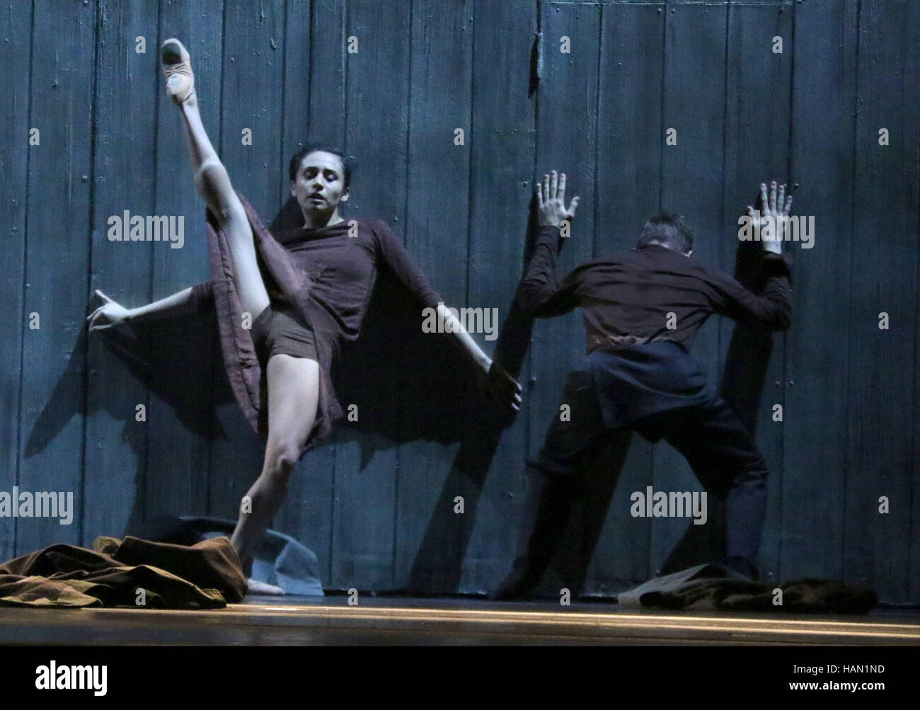 New York, USA. 2nd Dec, 2016. Dancers from the Alvin Ailey American ...