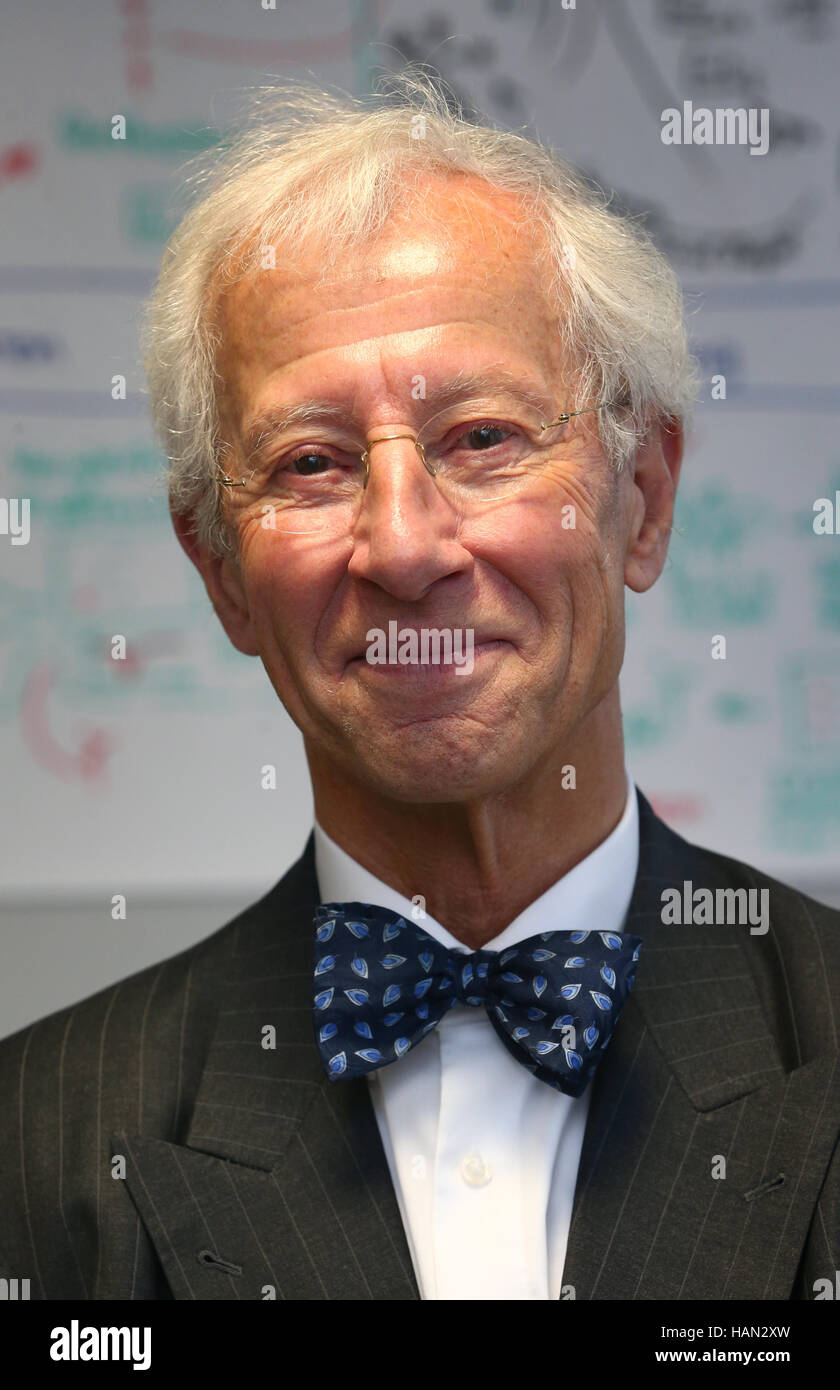 Veitshoechheim, Germany. 25th Nov, 2016. Professor Horst Peter Woelfel ...