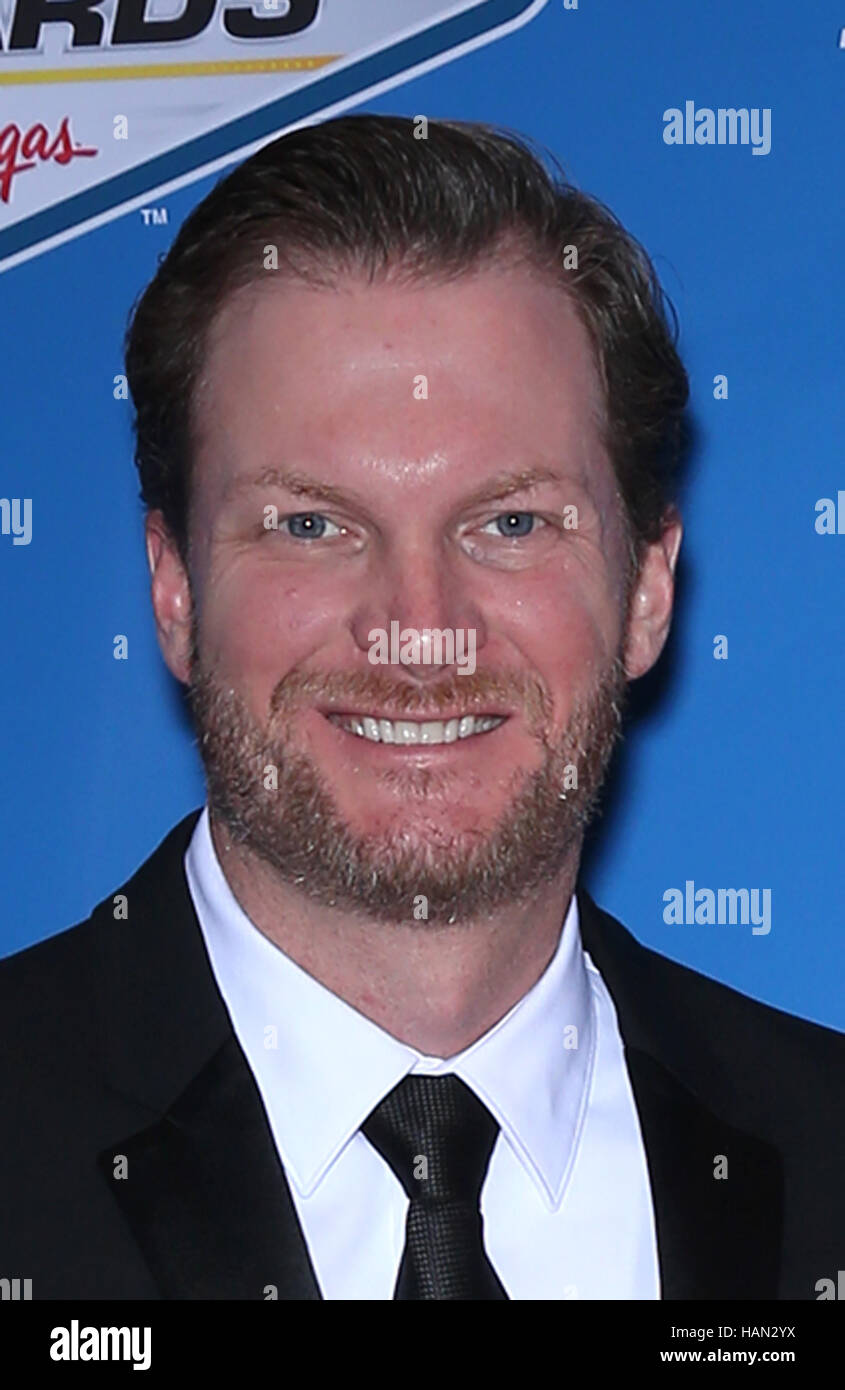 Dale earnhardt jr 2016 hi-res stock photography and images - Alamy