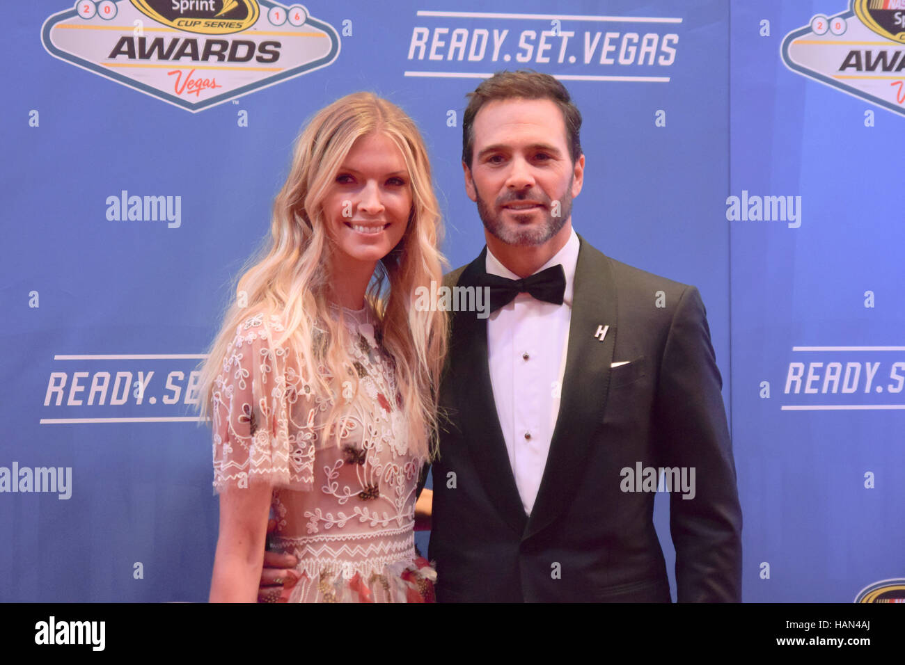 Las Vegas, USA. 02nd Dec, 2016. Jimmy and Chandra Johnson walk the red ...