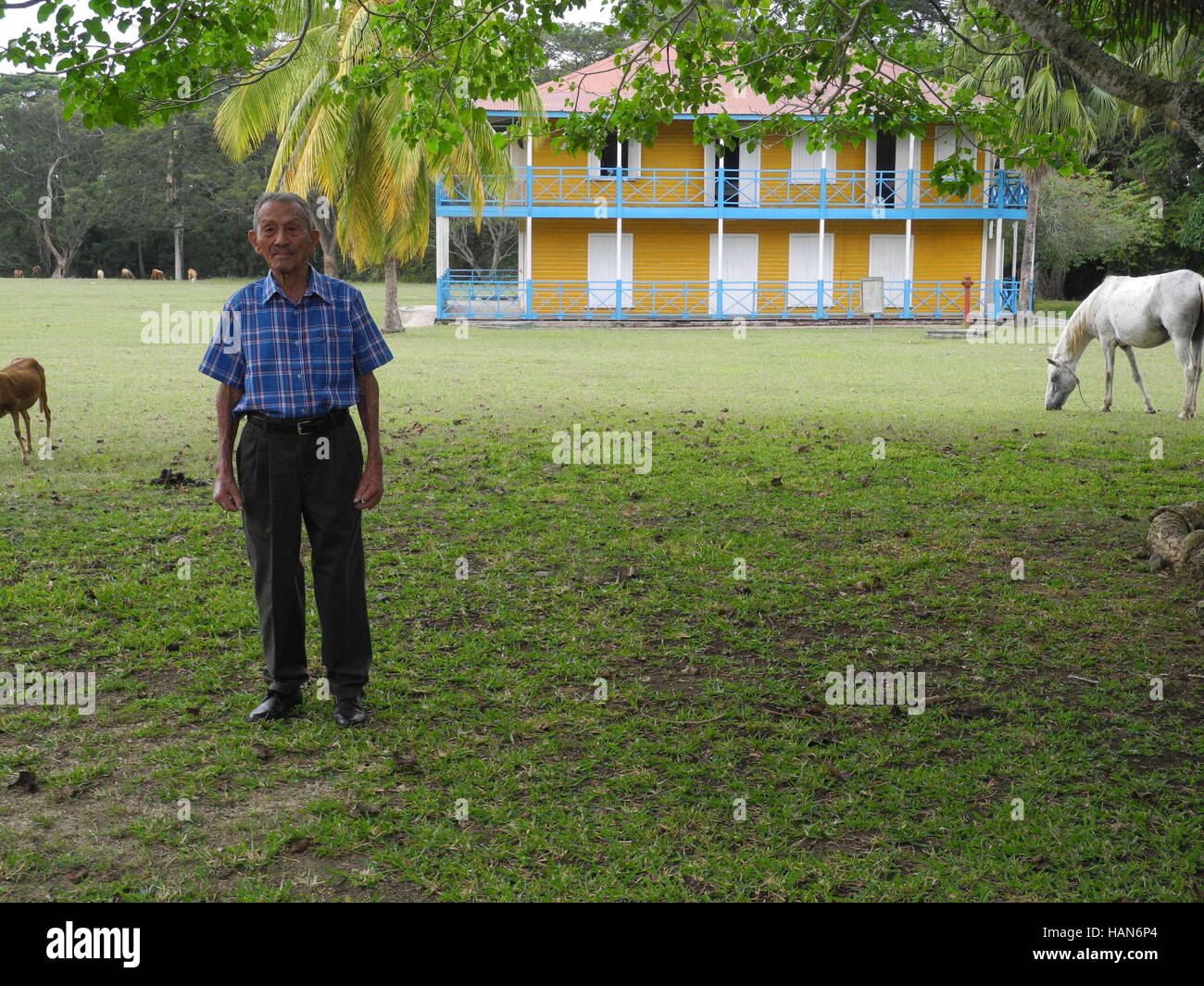 Biran, Cuba. 03rd Dec, 2016. Fidel Castro's old classmate Pedro Pascal ...