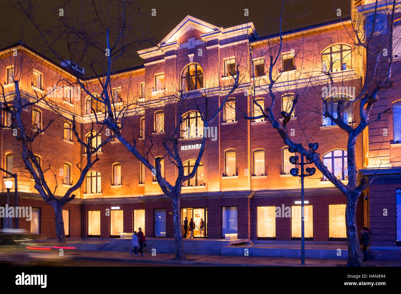 Shanghai taxi driving on hi-res stock photography and images - Alamy