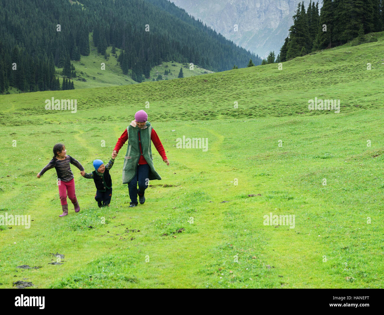 Kyrgyz culture hi-res stock photography and images - Alamy