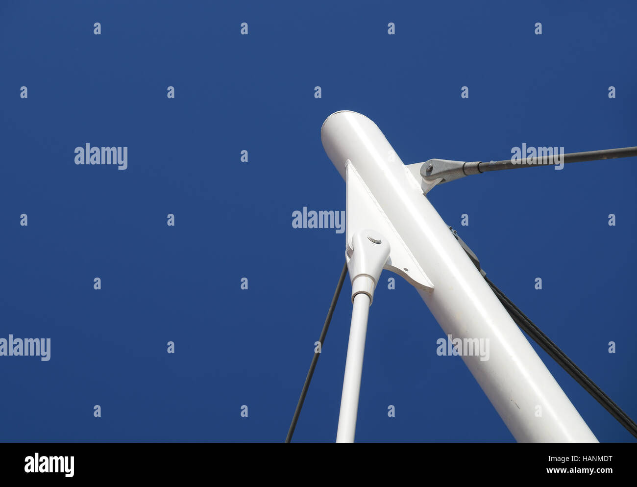 Steel structure building hi-res stock photography and images - Alamy