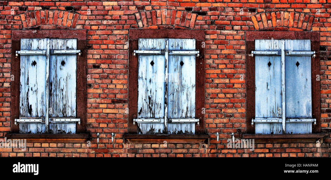 Three windows or blocks hi-res stock photography and images - Alamy