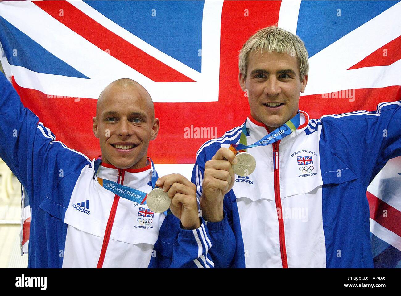 LEON TAYLOR & PETER WATERFIELD OLYMPIC 10 M SYNCHRO DIVING ATHENS ...